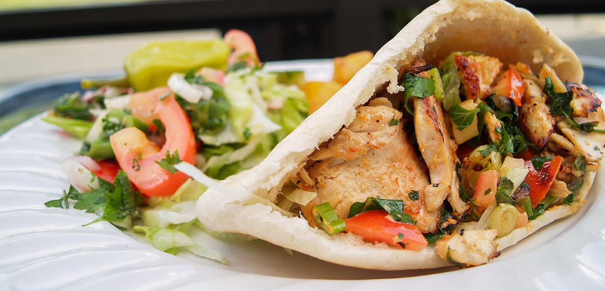 Healthy Travel Tips & Restaurant Recommendations - WellLife Wellness